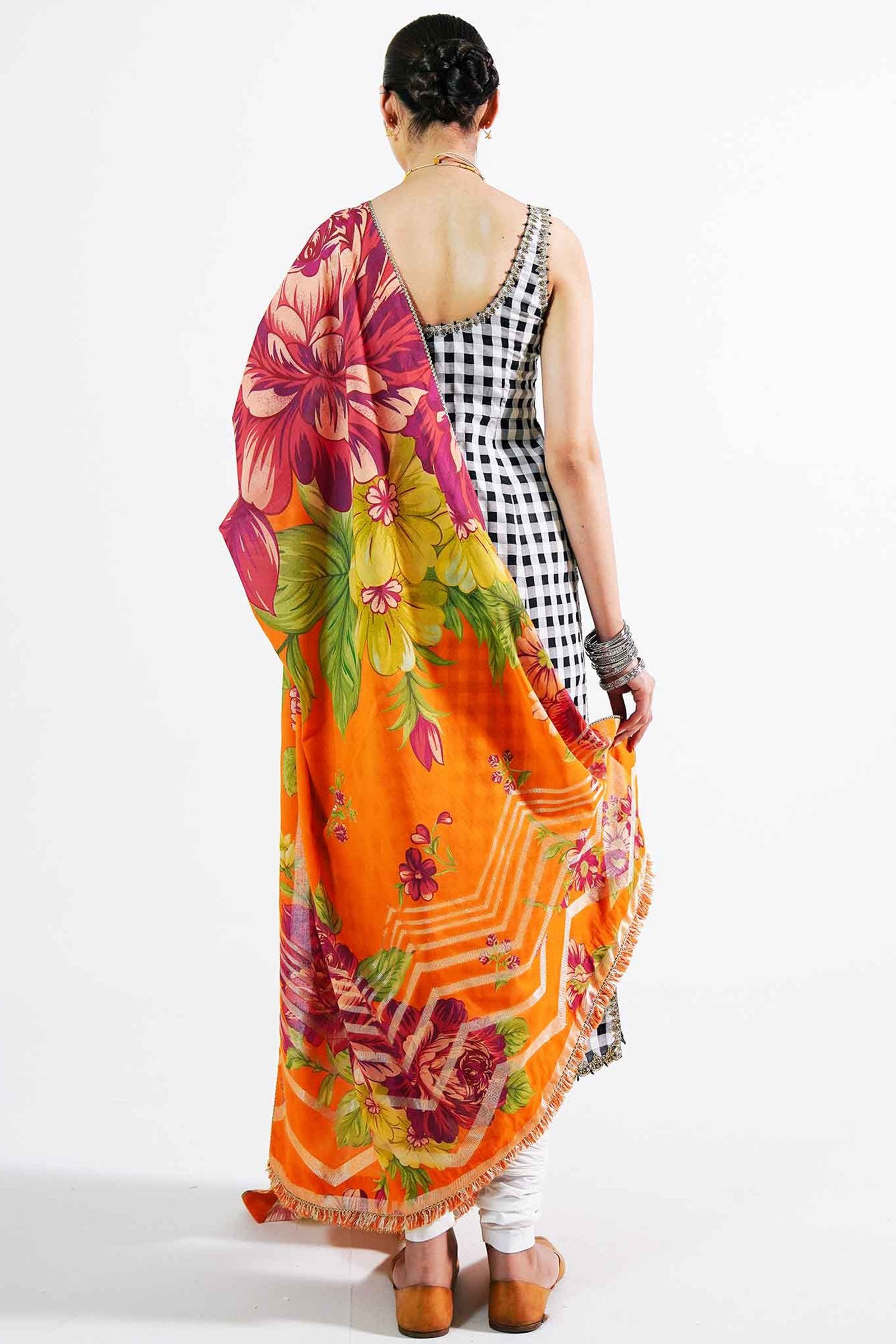 MANREET-B– Designer Bazar PK